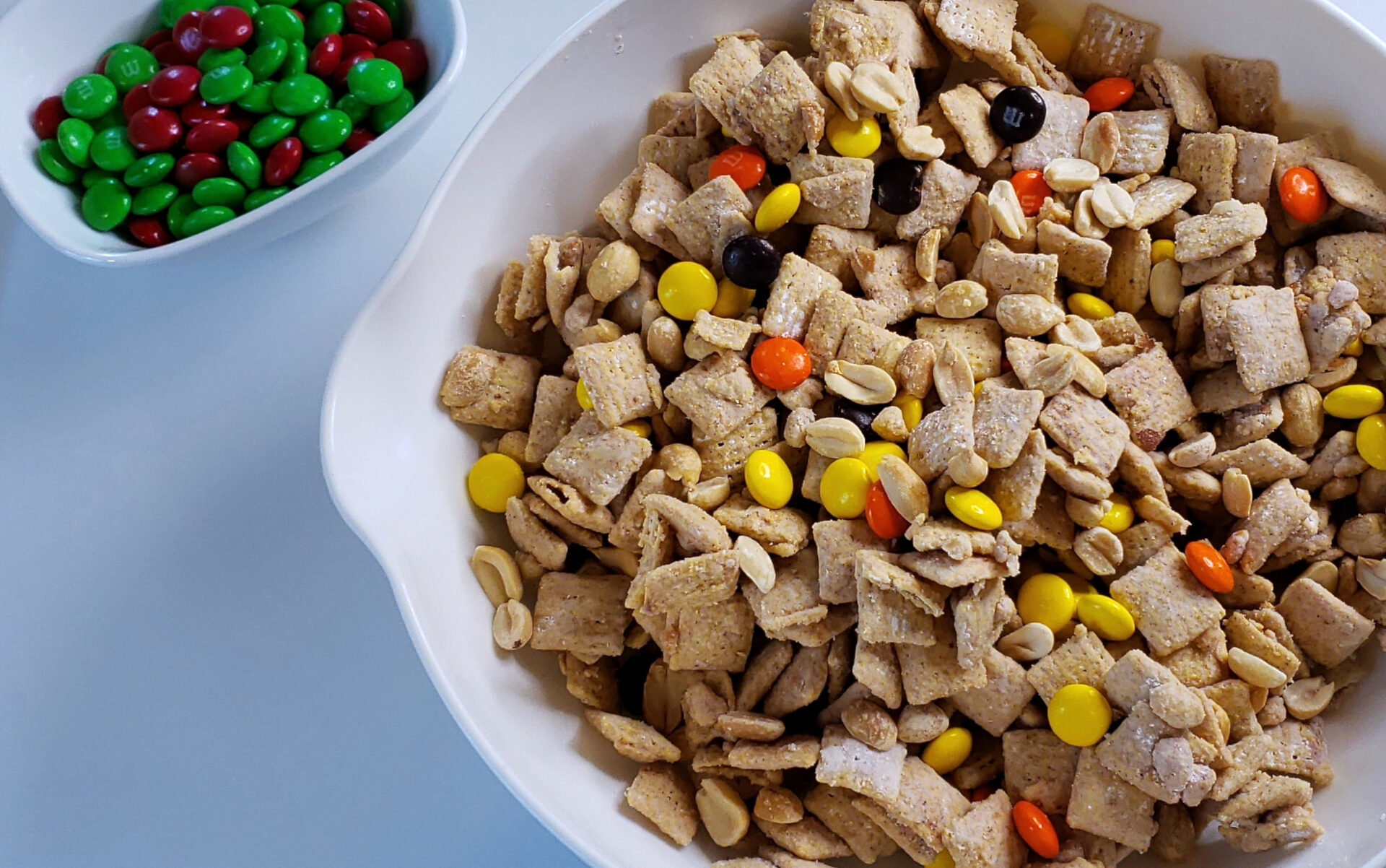 Easy 20 Minute Pumpkin Spice Snack Mix
